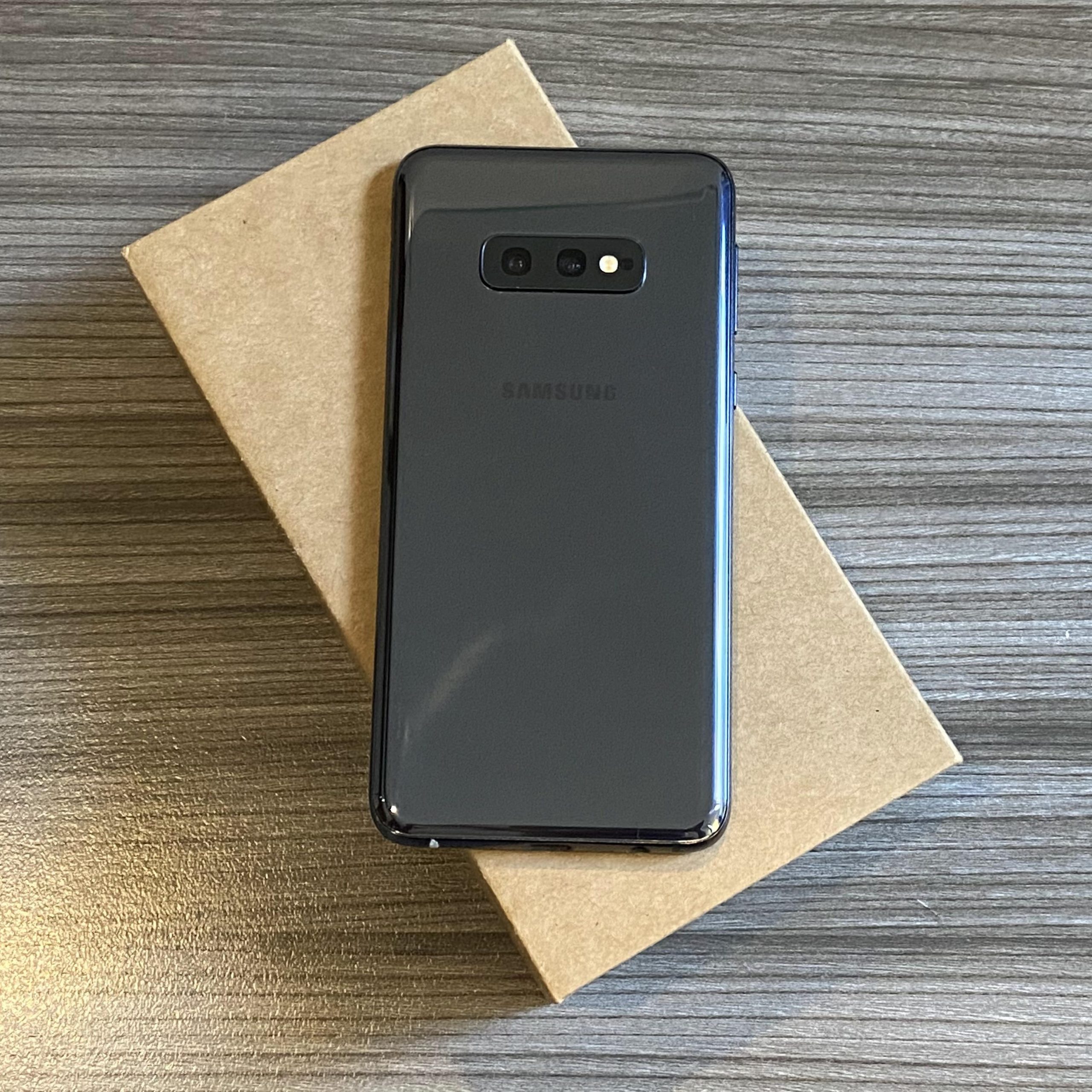 Samsung Galaxy S10e 128GB Black Good Grade SALE - Mobile City