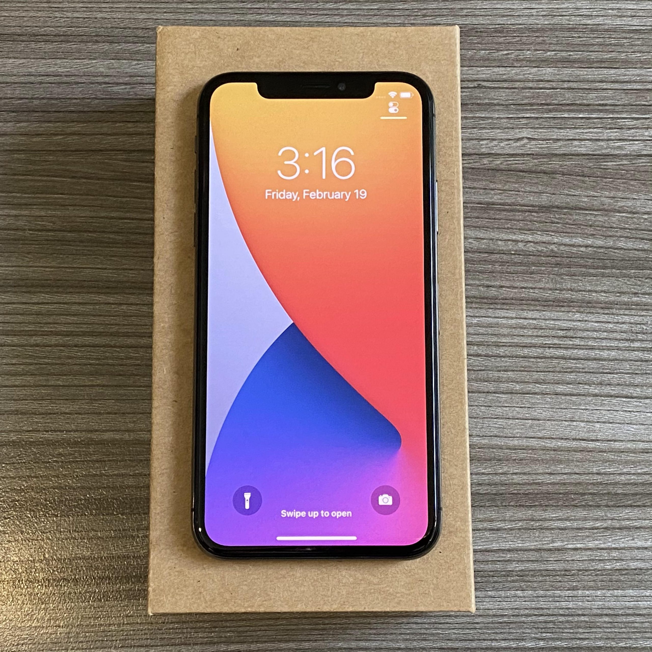 Apple iPhone X 64GB Space Grey / Black (Refurbished) Special Deal ...
