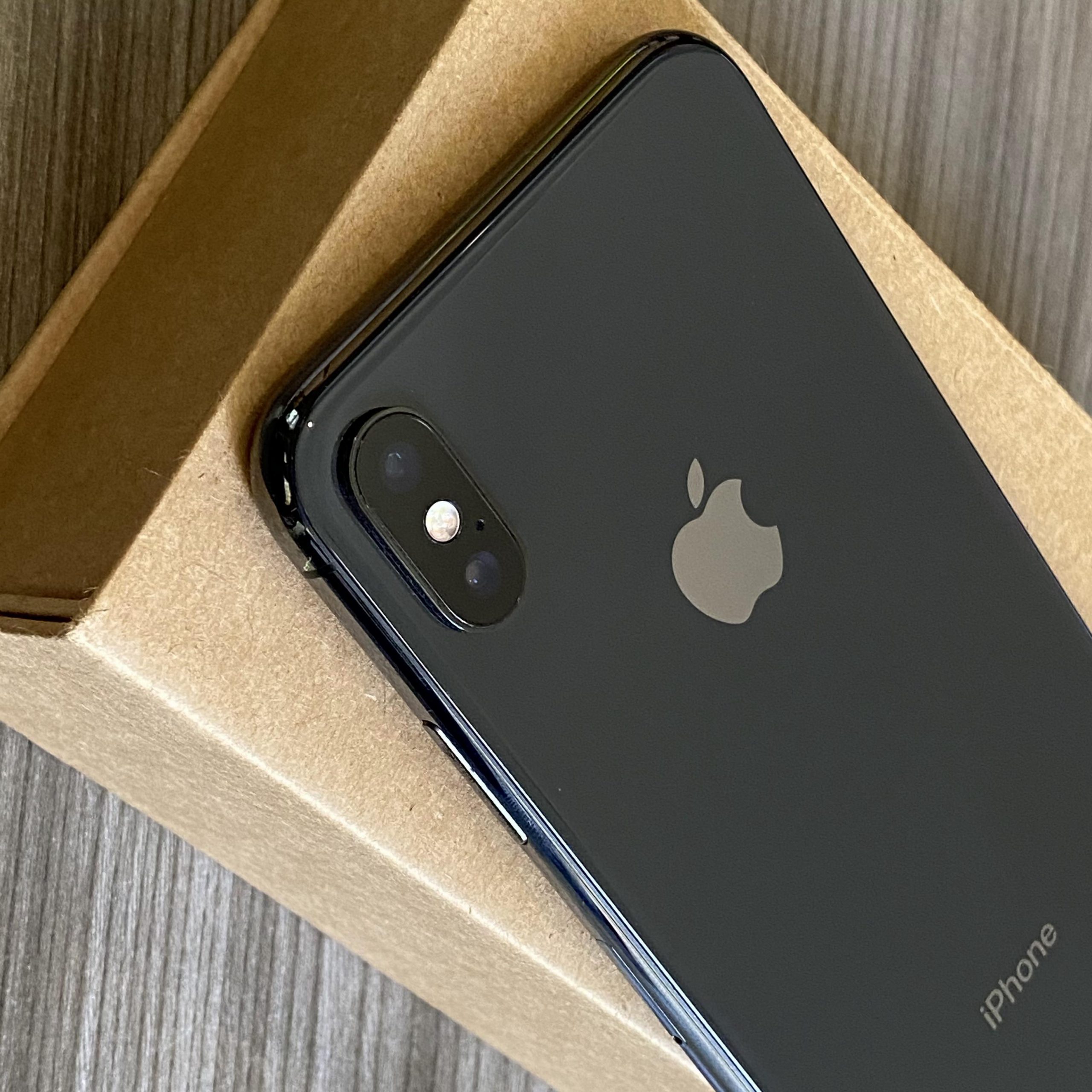 Apple iPhone X 256GB (Refurbished) Black / Space Grey
