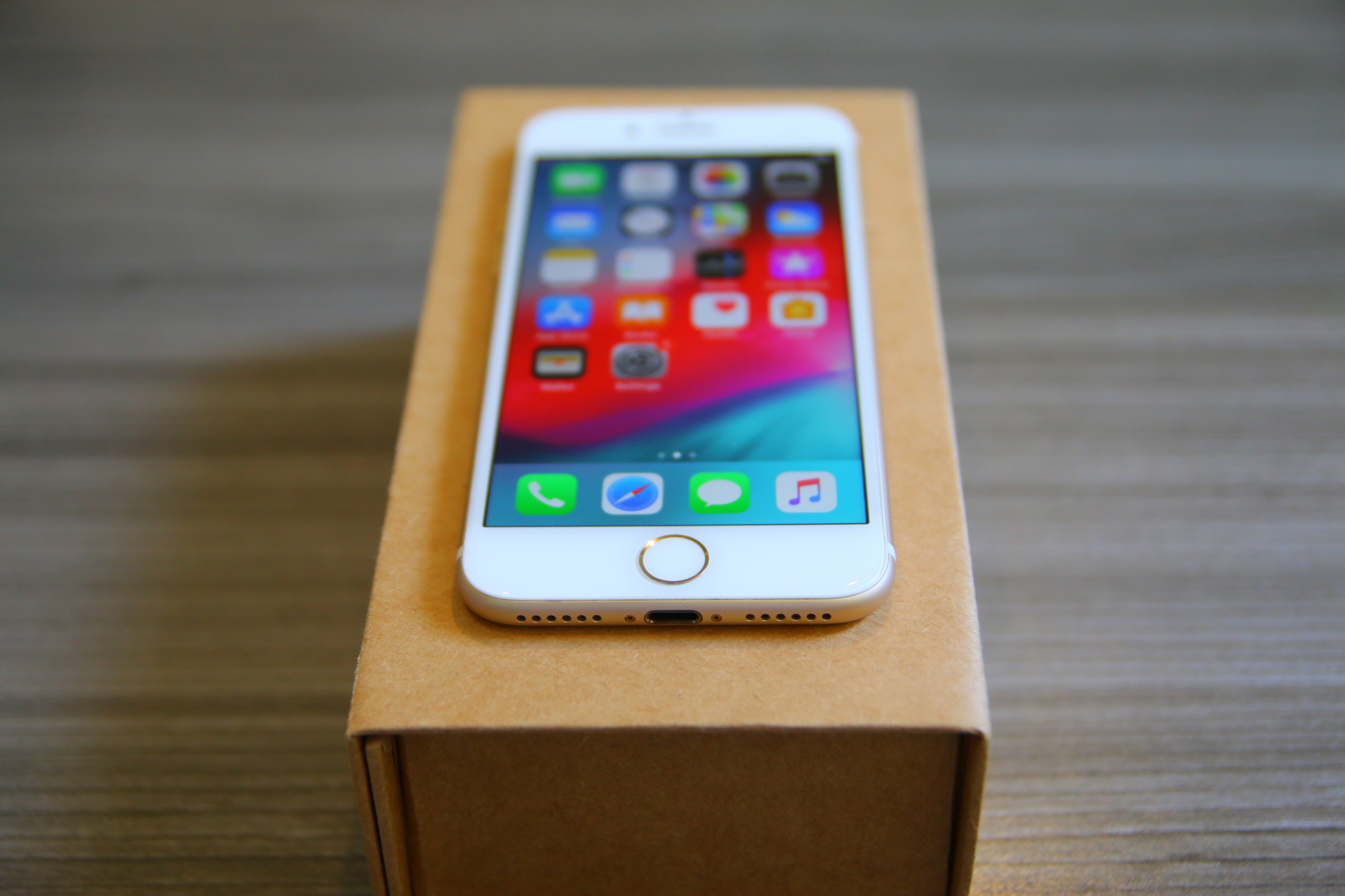 iPhone 7 128GB Gold AB Grade - Mobile City