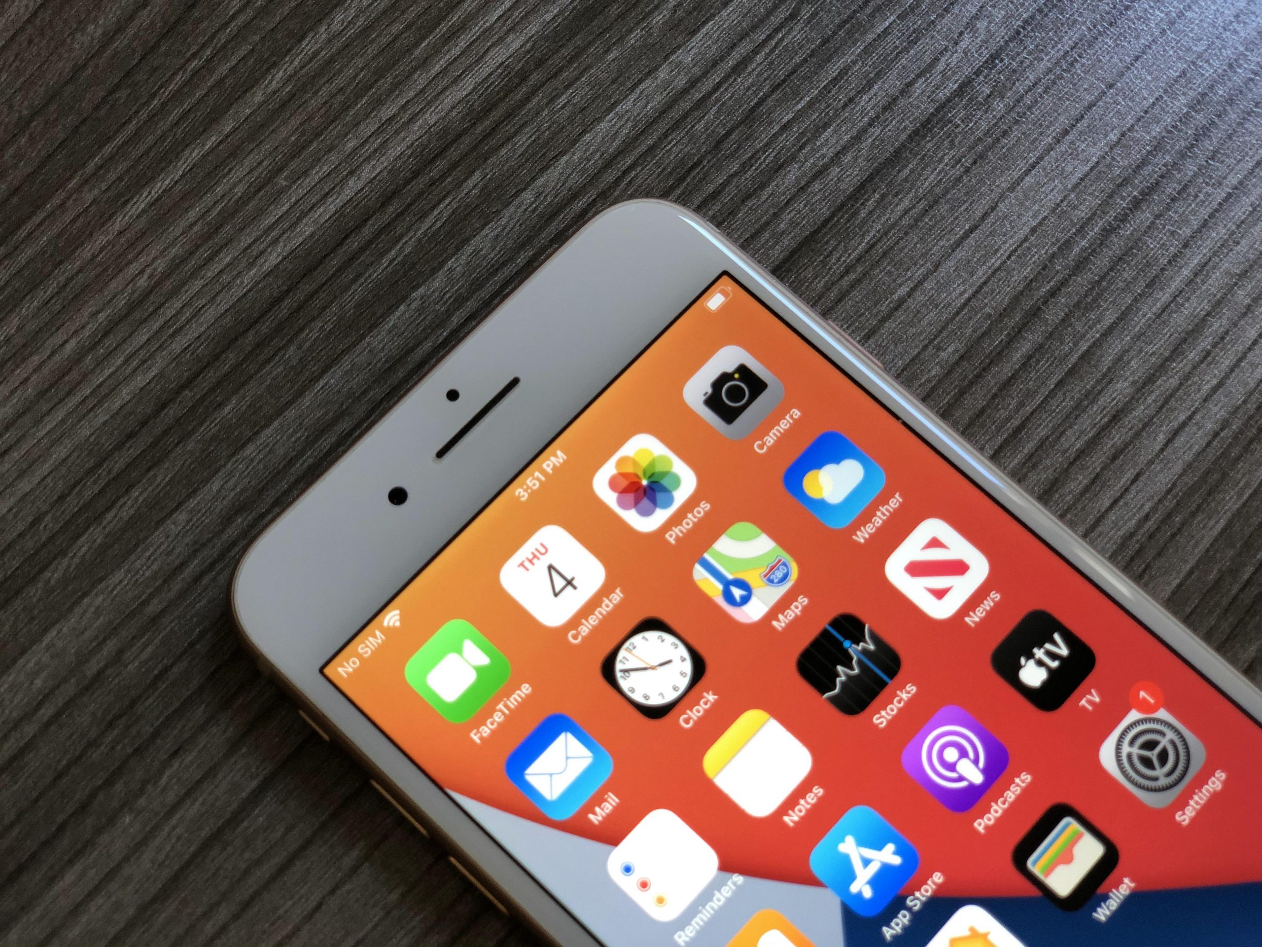 iPhone 8 Plus 256GB Gold Refurbished - Mobile City