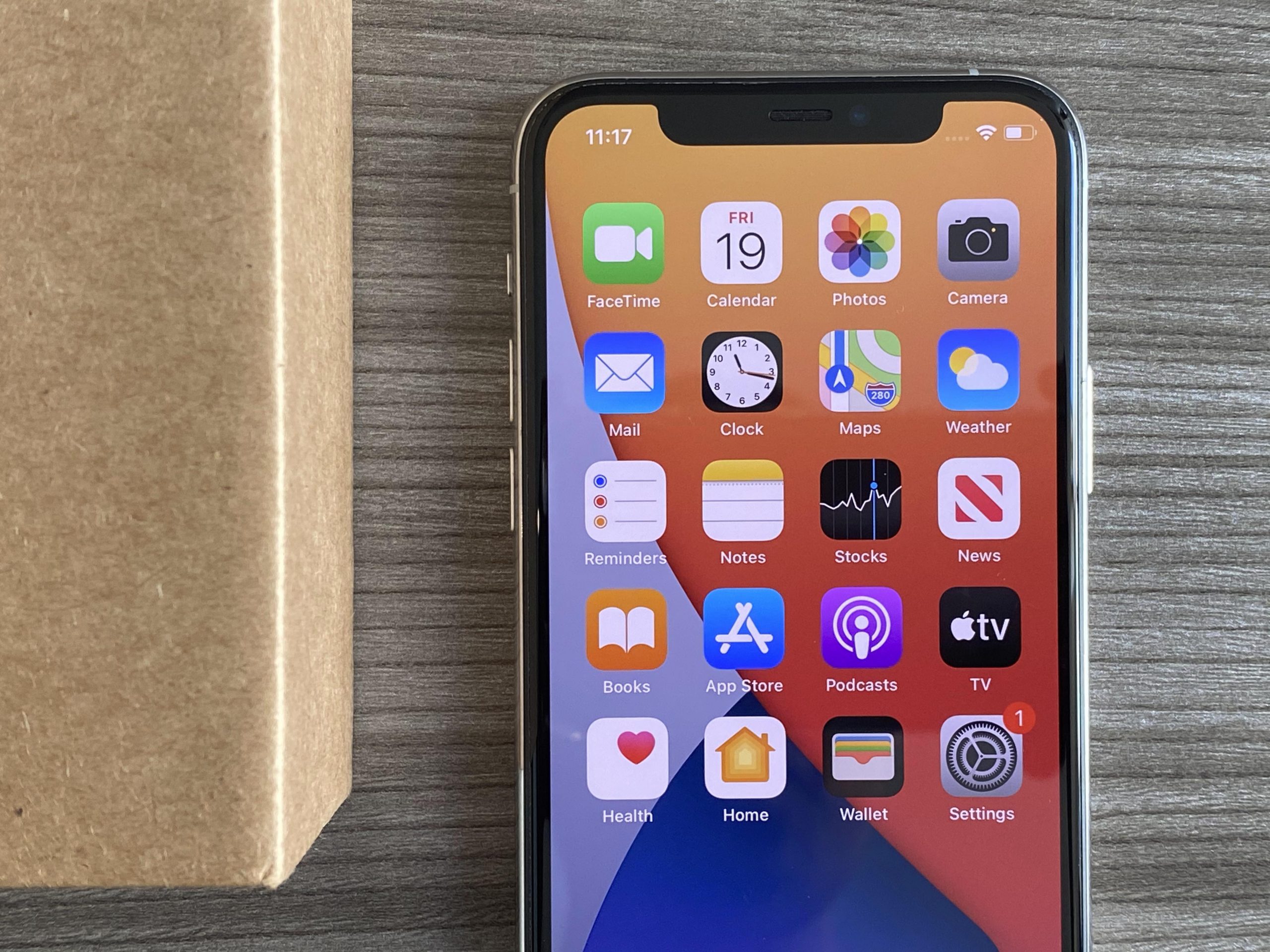 iPhone 11 Pro Max 256GB Silver /White A Grade - Mobile City