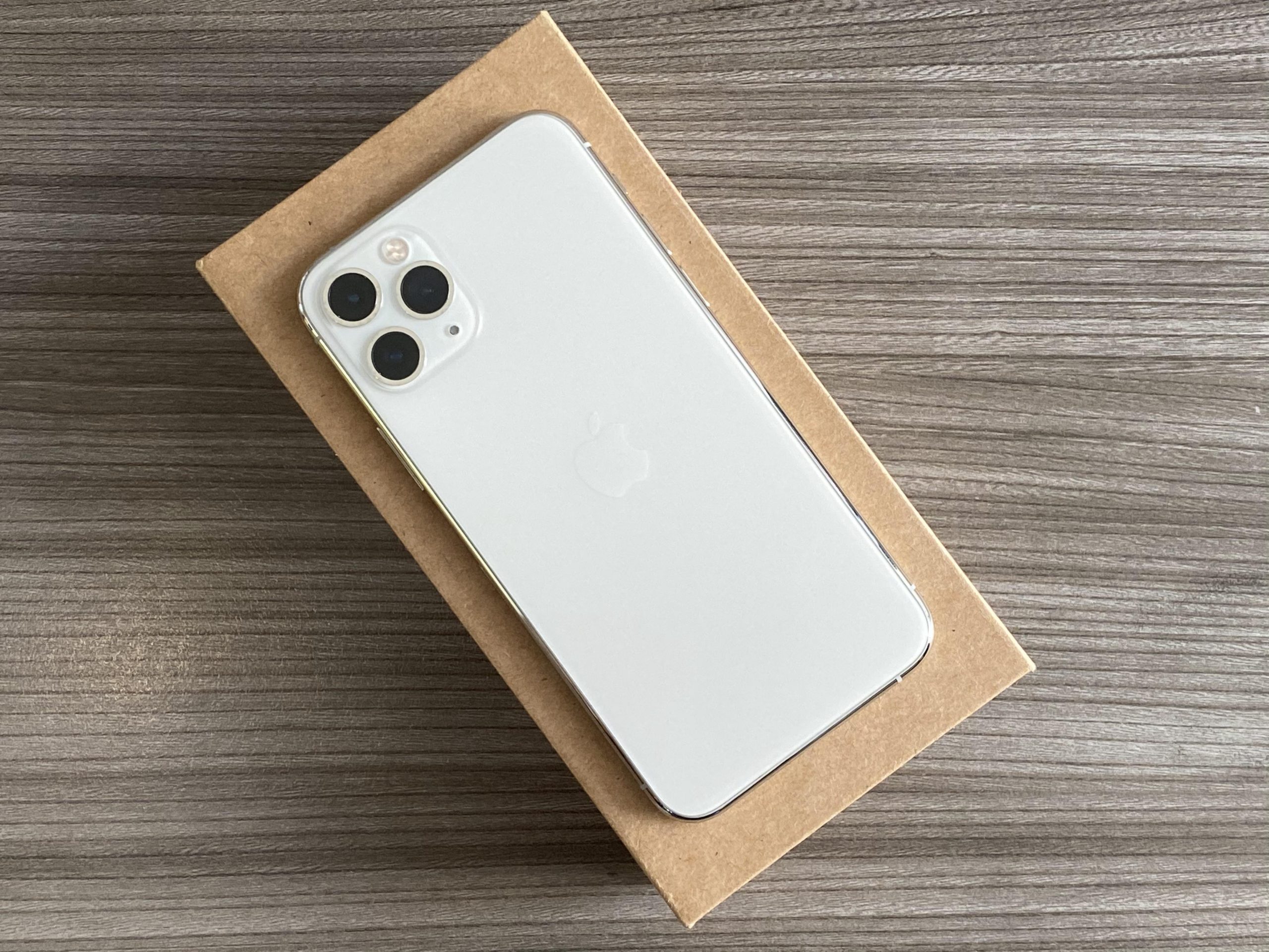 iPhone 11 Pro 256GB Silver Good Grade Refurbished Special Deal - Mobile ...