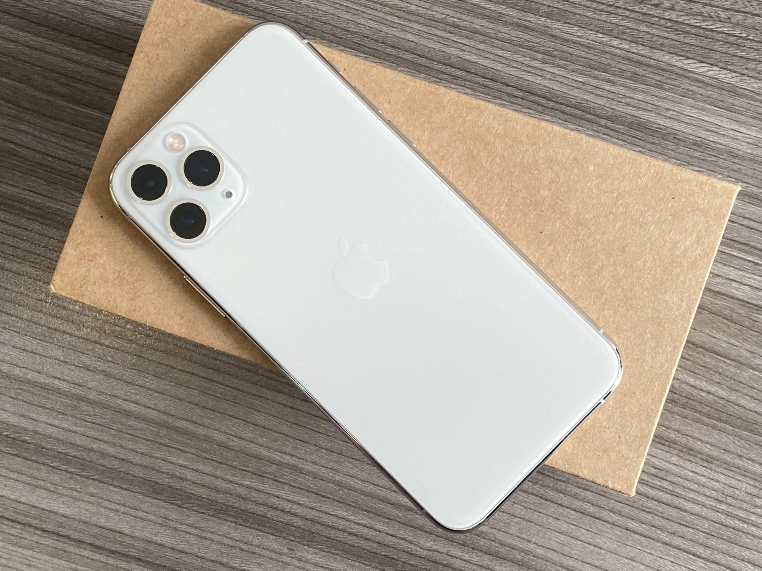 iPhone 11 Pro 256GB Silver Good Grade Refurbished Special Deal - Mobile ...